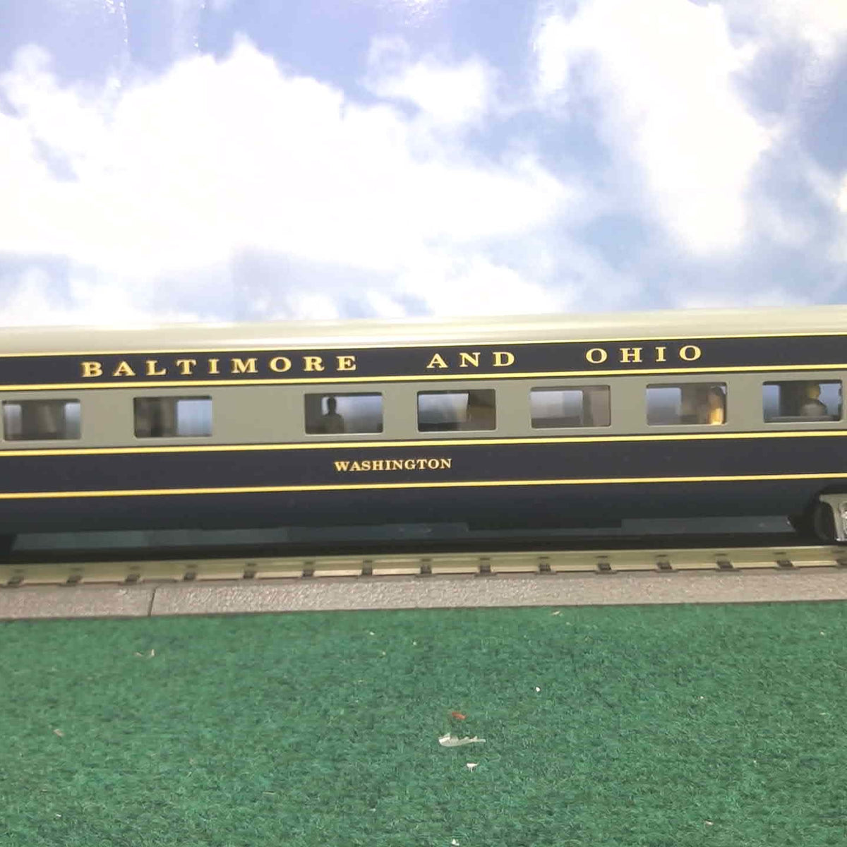K-Line K4610-43316 B&O Observation Car 21" – TrainCellar