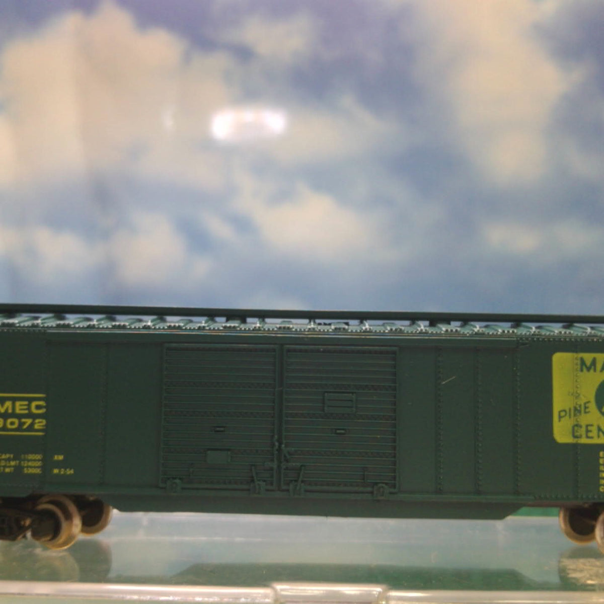 Atlas 3622 N Maine Central 50' Double Door Box Car – TrainCellar
