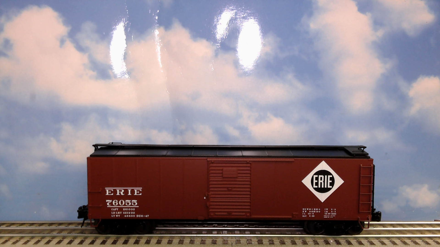 Atlas #3001909 Erie 40' 1937 AAR Single Door Box Car (3-Rail) – TrainCellar